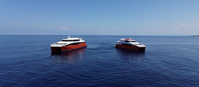 How to get to Roatan: ferries to Honduras.